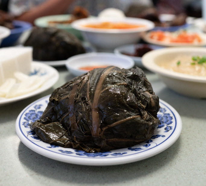 Hawaiian Lau Lau | Onolicious Hawaiʻi