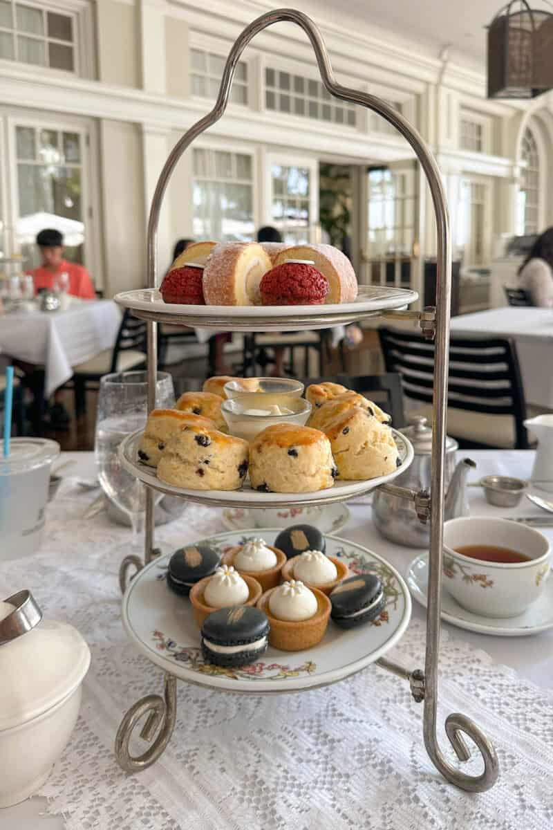 Afternoon Tea at Moana Surfrider (Oahu) - Onolicious Hawaiʻi