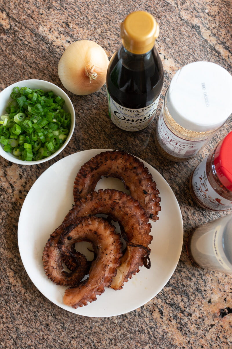 Tako Poke - Onolicious Hawaiʻi