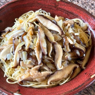 Shiitake Mushroom Pasta - Onolicious Hawaiʻi