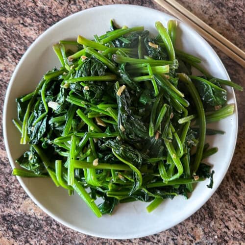 Taiwan Spinach - Onolicious Hawaiʻi